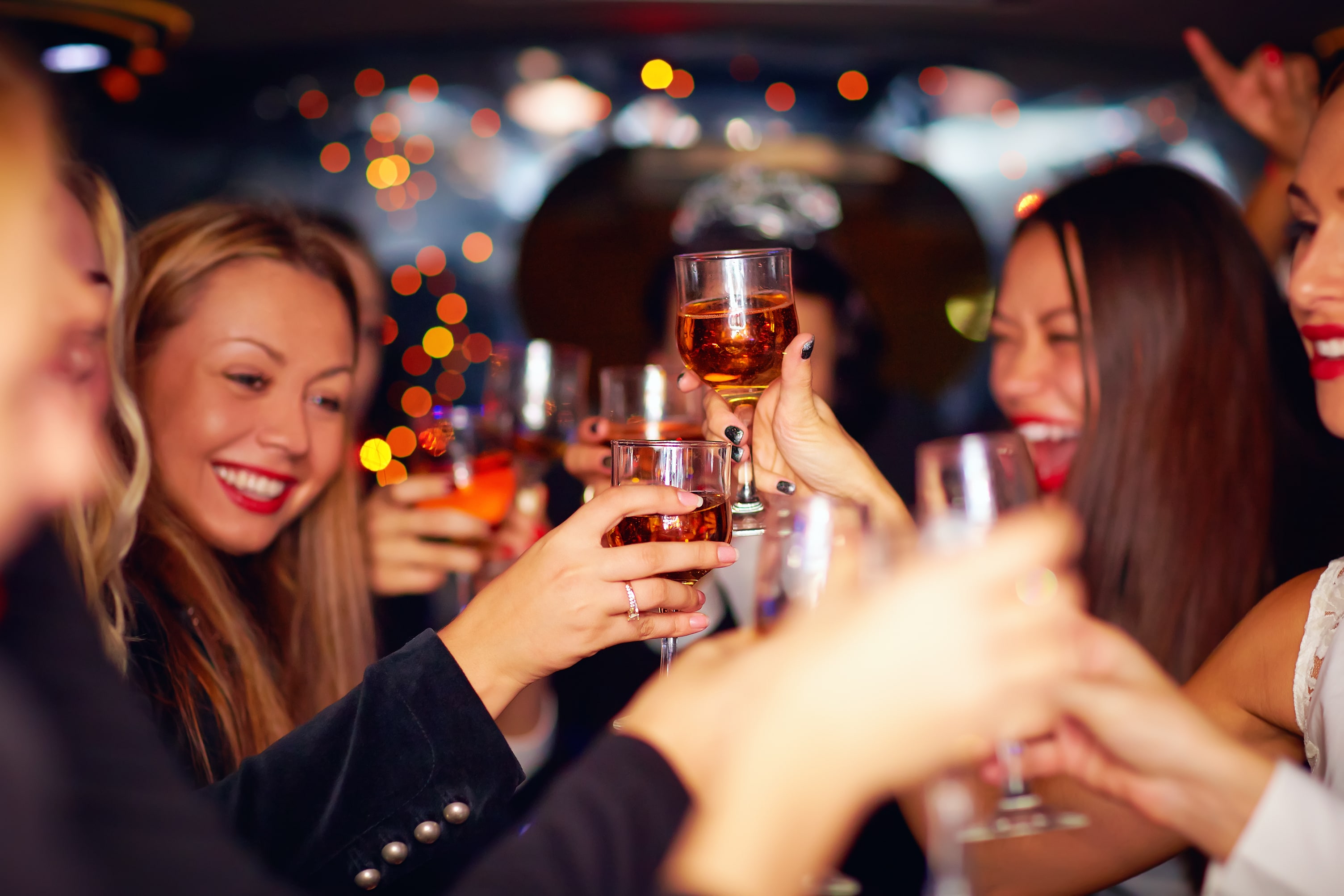 Best Ladies Night in Dubai | Night Clubs and Events | Dubai Night